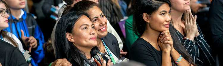 Buses for Naples | Billy Graham Evangelistic Association